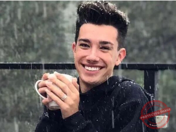 Top 9 Shocking Pictures of James Charles Without Makeup | Apohair