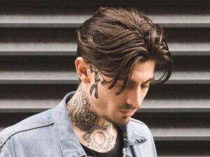 25 Iconic And Popular Hairstyles In The 90s | Apohair