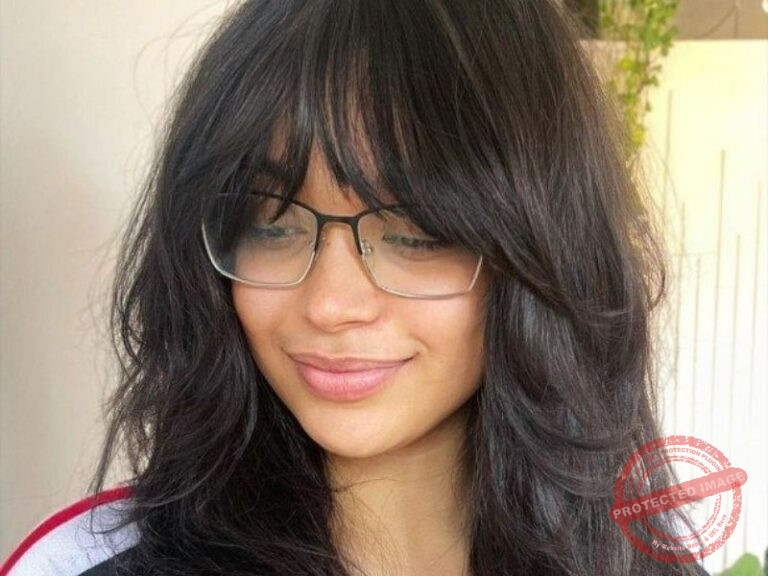 Bangs for Your Face Shape: Choose the Best Fringe | Apohair