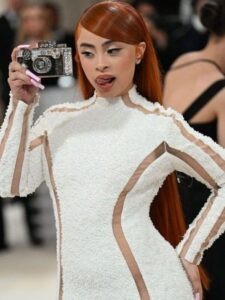 Is Ice Spice Hair Real Or A Wig?? | Apohair